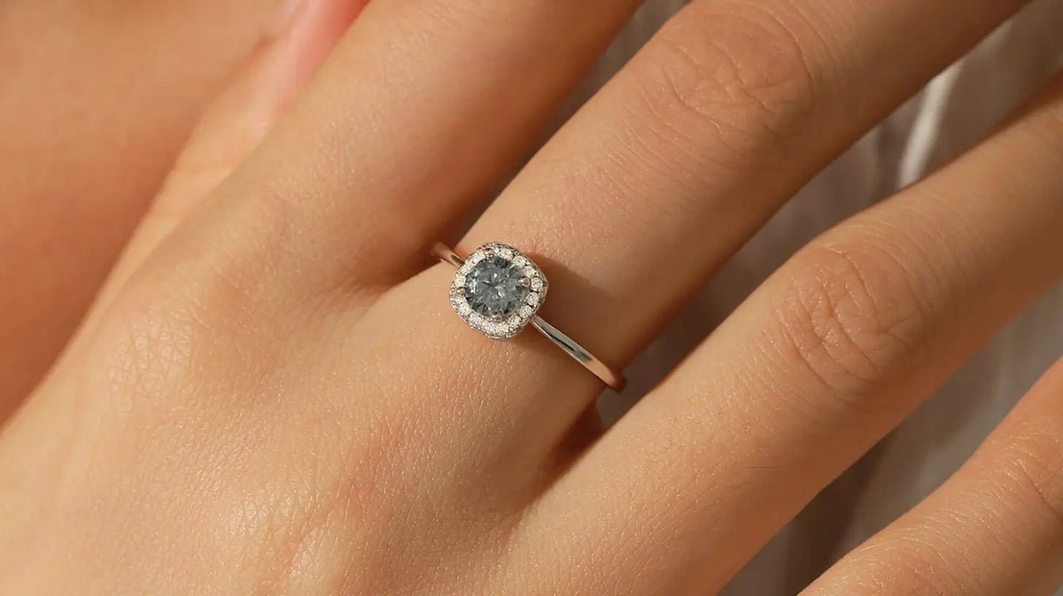 Moissanite vs Diamond: Is Moissanite a Fake Diamond or the Best ...